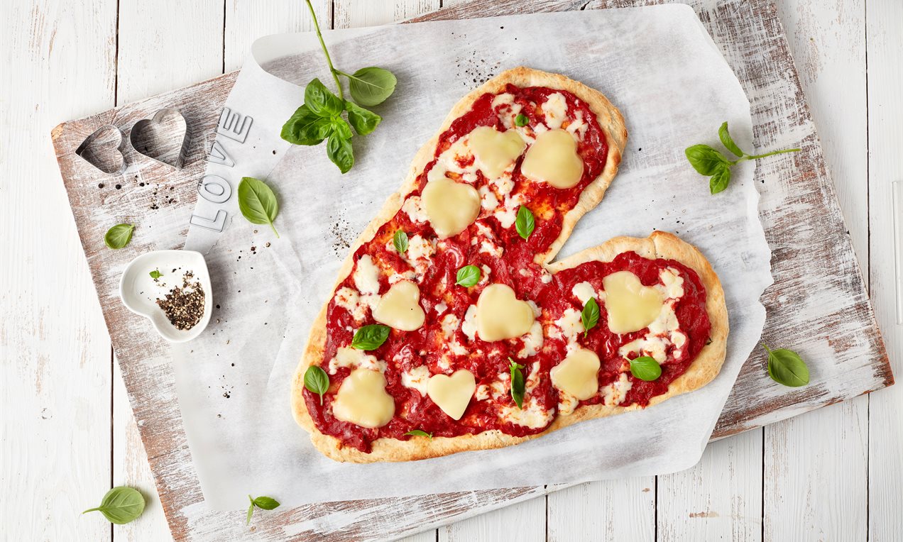 Pizza u obliku srca Recept | Dr. Oetker