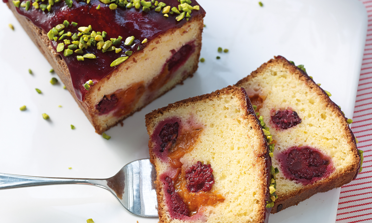 Sočan kolač s maslinovim uljem i voćem Recept | Dr. Oetker